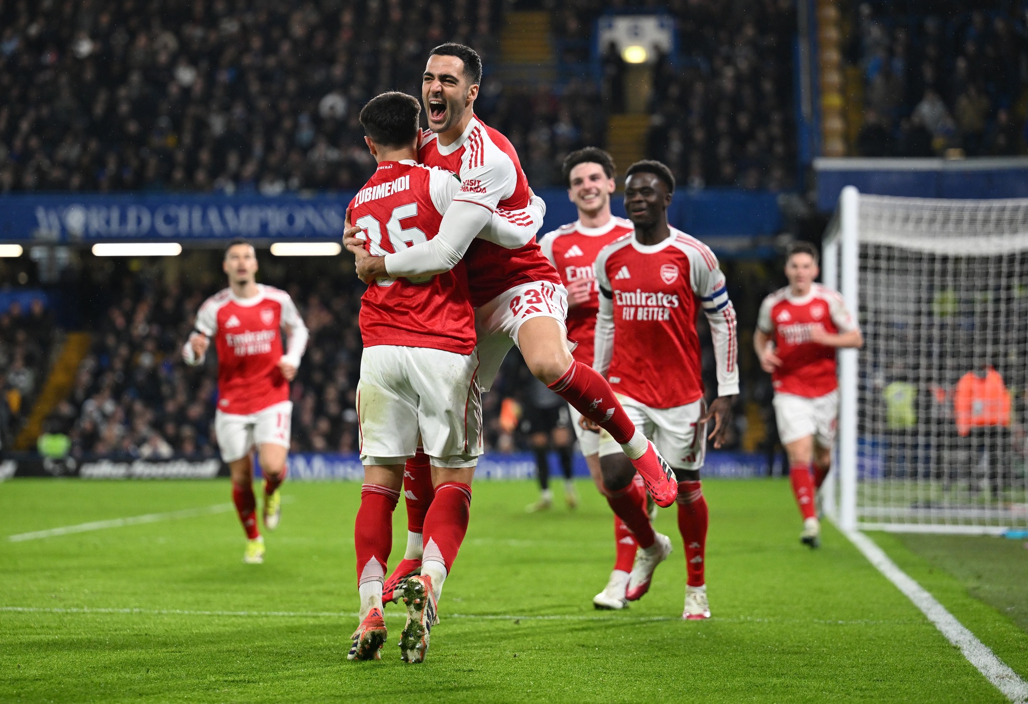 Arsenal toma ventaja ante Chelsea con errores clave de Robert Sánchez ...